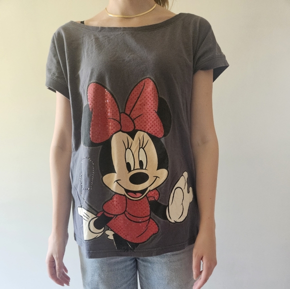 Disney | Tops | Disney Minnie Mouse Gray And Red Tee | Poshmark